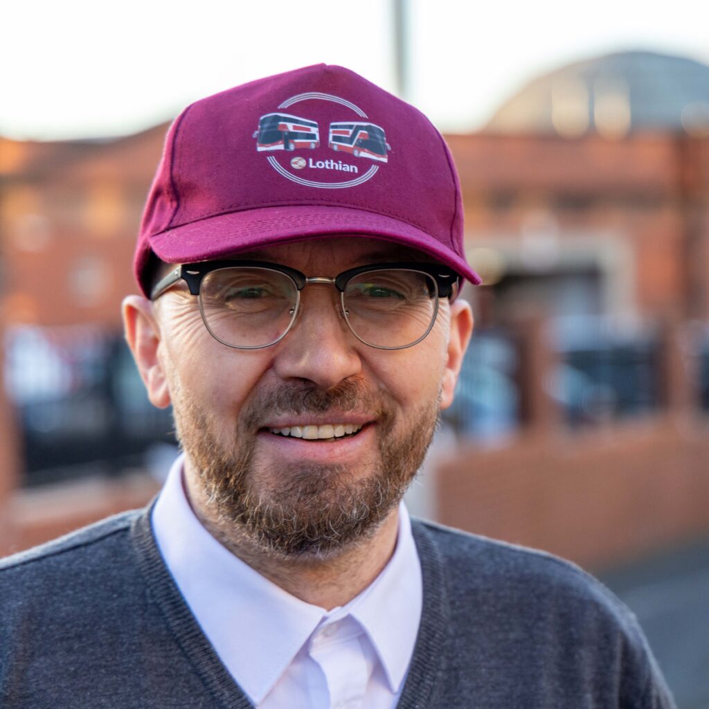 Lothian Cap - Lothian Buses Lothian Cap - Lothian Buses